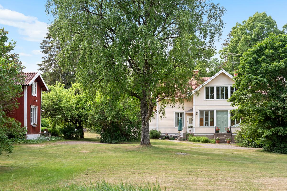Gård till salu på Mälbyvägen 10, Väddö, Norrtälje – Booli