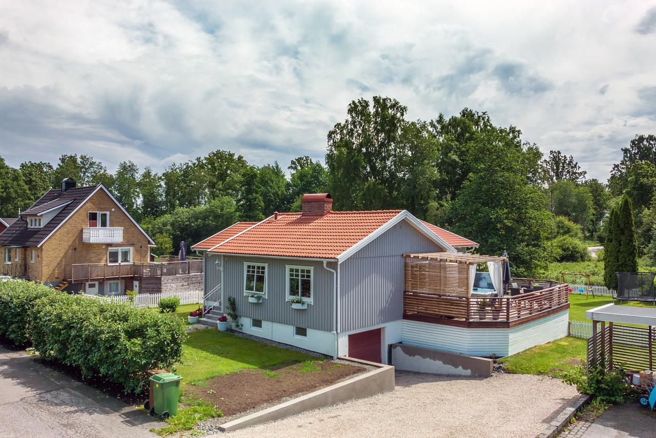 Villa snart till salu på Hovgårdssjövägen 3, Velanda, Trollhättan – Booli