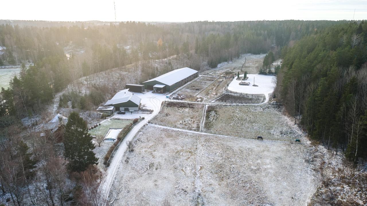 Gård till salu på Långdalsvägen 1, Turinge, Nykvarn – Booli