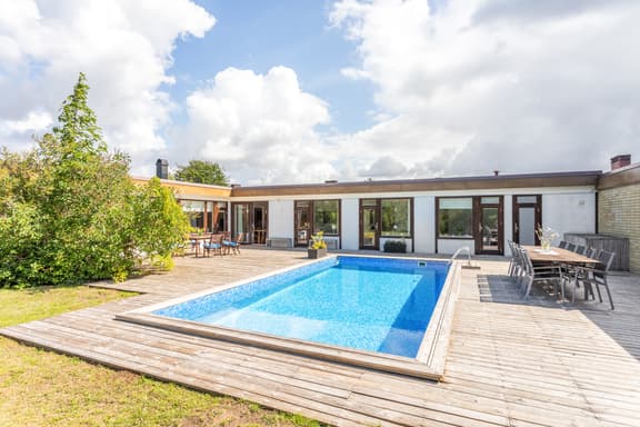 Bostäder till salu i Lomma – Booli