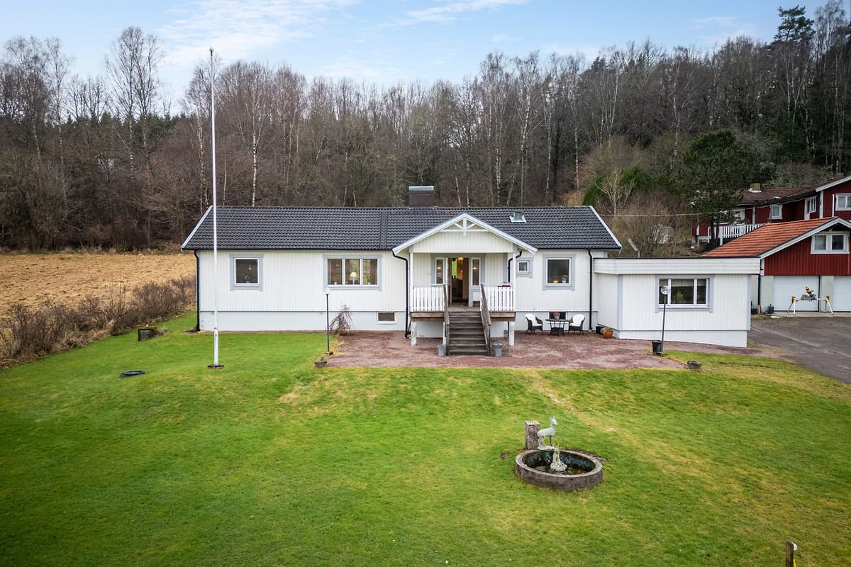 Villa till salu på Älebräckevägen 20, Alafors, Ale – Booli