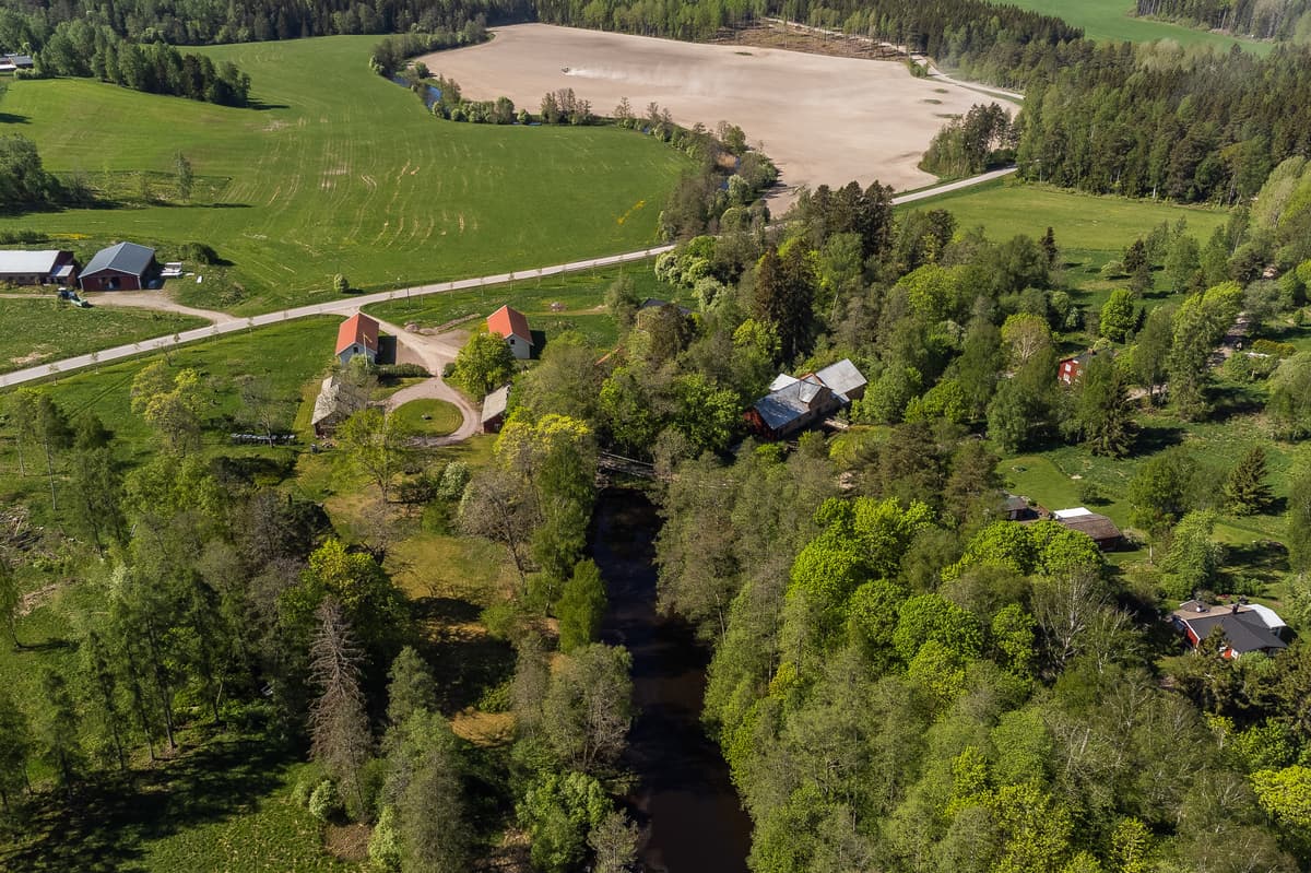Gård till salu på Norum 315, Molkom, Karlstad – Booli