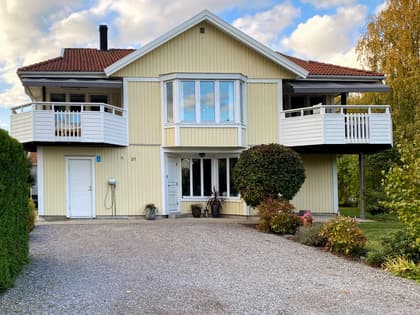 Villor till salu i Täby kommun – Booli