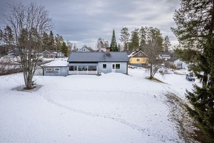 Villor till salu i Björna – Booli