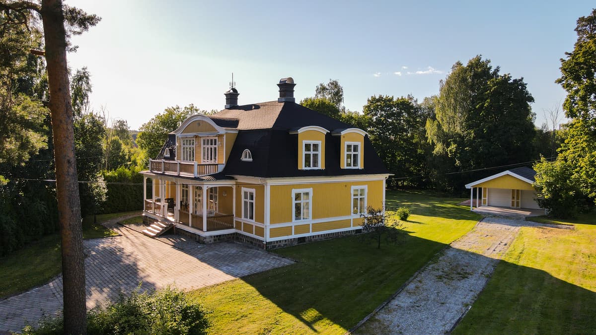 Villa till salu på Sans-A-Toutvägen 1, Fagersta, Fagersta - Booli.se